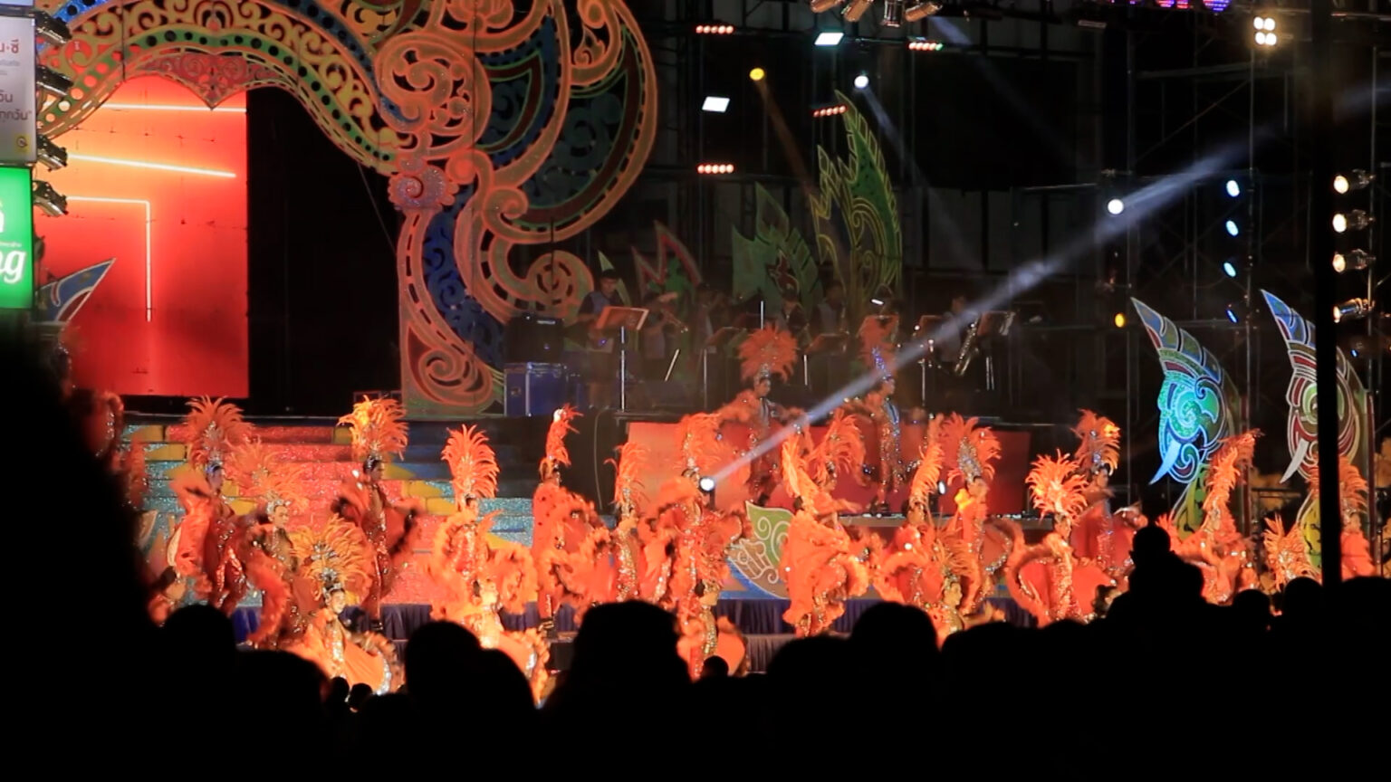 “คนจนมีสิทธิ์ไหมคะ” ส่องซอดมองอีสาน ผ่านงานเพลง-หมอลำ - THECITIZEN.PLUS